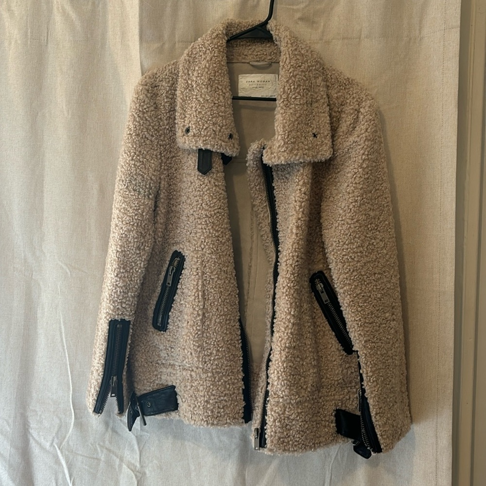 Zara Shearling Jacket With Leather Details - Gem